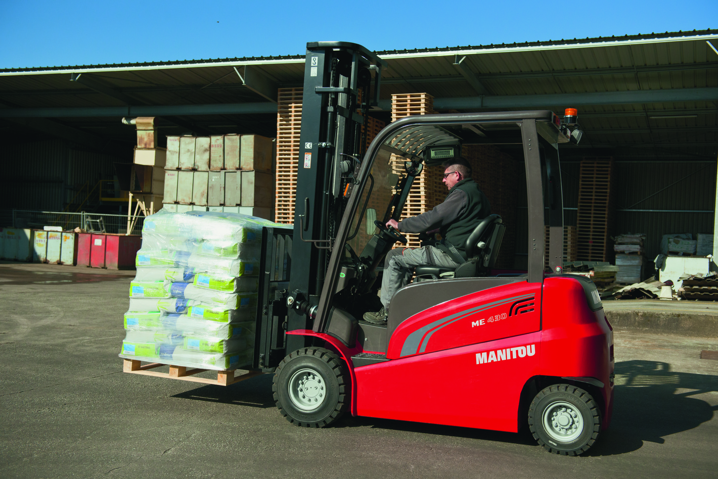 Industrial & Warehousing Equipment | Northern Lift Trucks